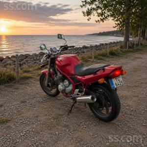Yamaha XJ 600 2003 Rīga, ar dzinēja tilpumu 0.60 L un nobraukumu 0 tūkst. km par 1950 €, foto 3 vietnē AUTOMOTO.COM.LV