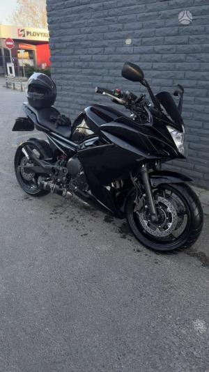 Yamaha XJ 600 2010 Viļņa, ar dzinēja tilpumu 0.60 L un nobraukumu 59 tūkst. km par 2500 €, foto  vietnē AUTOMOTO.COM.LV