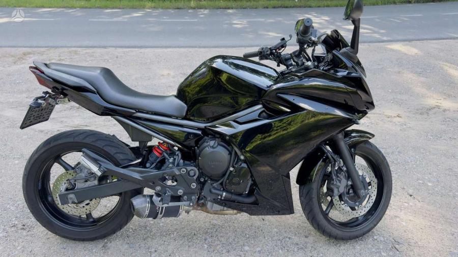 Yamaha XJ 600 2010 in Vilnius, with an engine capacity of 0.60 L and mileage of 59 thousand km for 2500 €, photo 7 on AUTOMOTO.COM.LV