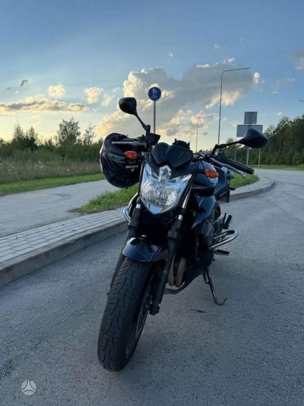 Yamaha XJ 600 2013 Šauļi, ar dzinēja tilpumu 0.60 L un nobraukumu 44 tūkst. km par 3100 €, foto 3 vietnē AUTOMOTO.COM.LV