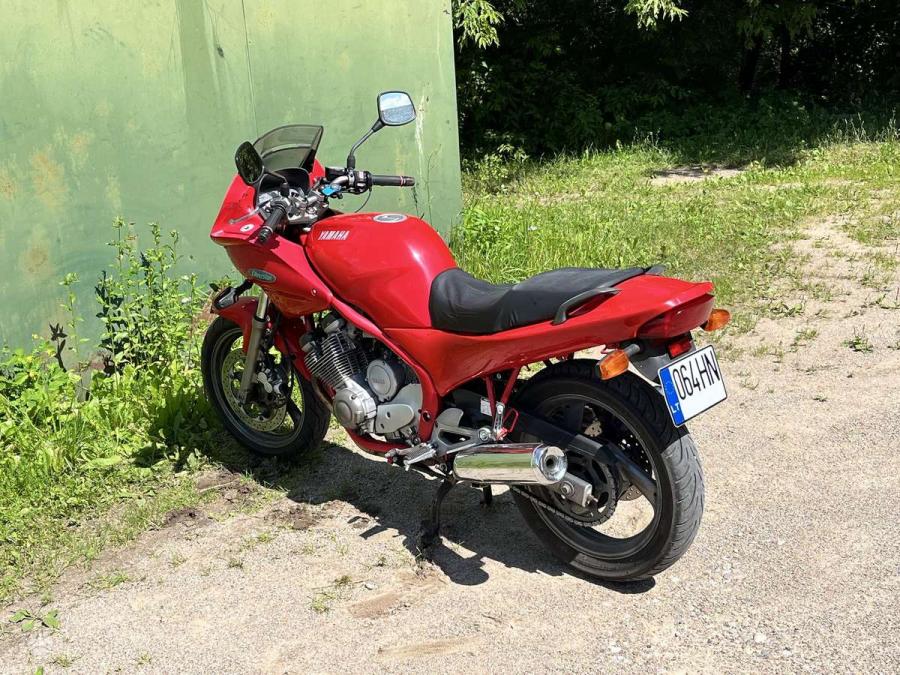 Красный Ямаха XJ 600 1992 в Утена, объемом двигателя 0.60 л и пробегом 39 тыс. км за 950 €, фото 9 на AUTOMOTO.COM.LV