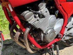 Красный Ямаха XJ 600 1992 в Утена, объемом двигателя 0.60 л и пробегом 39 тыс. км за 950 €, фото 13 на AUTOMOTO.COM.LV