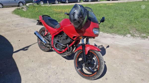 Red Yamaha XJ 600 1995 in Kaunas, with an engine capacity of 0.60 L and mileage of 26 thousand km for 1200 €, photo 1 on AUTOMOTO.COM.LV