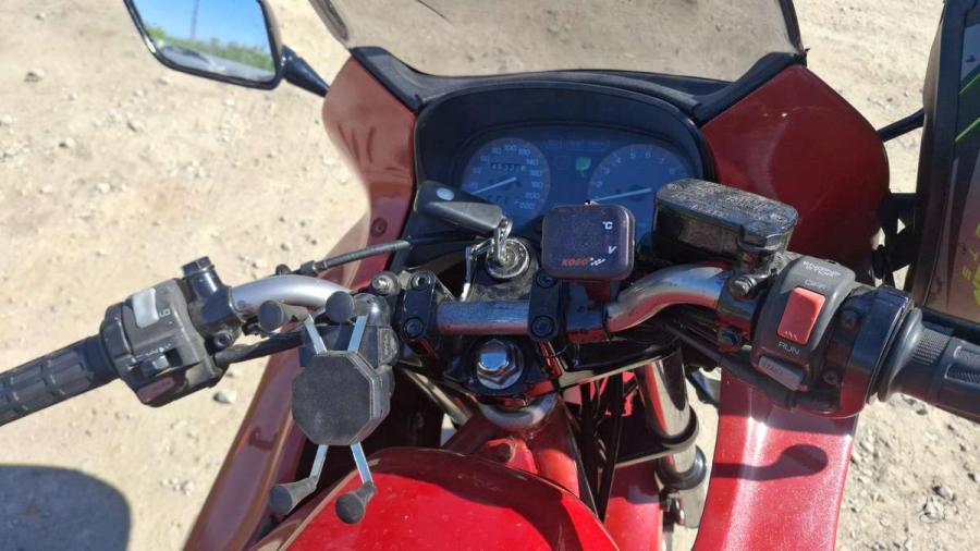 Red Yamaha XJ 600 1995 in Kaunas, with an engine capacity of 0.60 L and mileage of 26 thousand km for 1200 €, photo 9 on AUTOMOTO.COM.LV