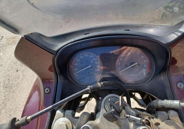 Sarkans Yamaha XJ 600 1996 Rietavas, ar dzinēja tilpumu 0.60 L un nobraukumu 39 tūkst. km par 1000 €, foto 2 vietnē AUTOMOTO.COM.LV