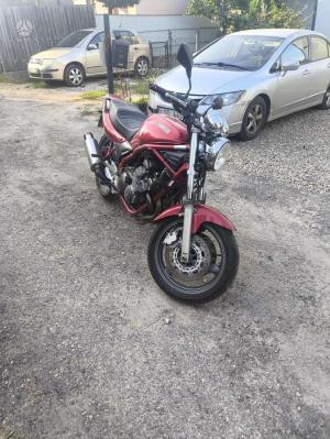 Sarkans Yamaha XJ 600 2000 Kauņa, ar dzinēja tilpumu 0.60 L un nobraukumu 36 tūkst. km par 1650 €, foto  vietnē AUTOMOTO.COM.LV
