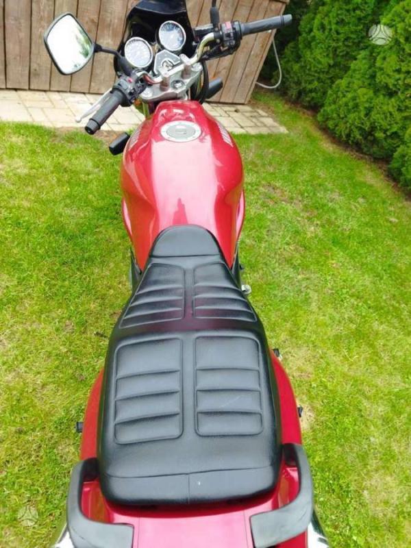 Yamaha XJ 600 2000 Utena vietnē Sarkans Yamaha XJ 600 2000 Utena, ar dzinēja tilpumu 0.60 L un nobraukumu 46 tūkst. km par 1050 €, foto 4 vietnē AUTOMOTO.COM.LV