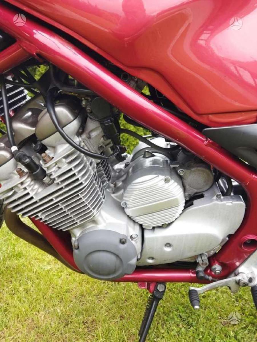 Red Yamaha XJ 600 2000 in Utena, with an engine capacity of 0.60 L and mileage of 46 thousand km for 1050 €, photo 14 on AUTOMOTO.COM.LV