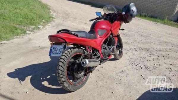 Sarkans Yamaha XJ 600 2000 Kauņa, ar dzinēja tilpumu 0.60 L un nobraukumu 41 tūkst. km par 1200 €, foto 7 vietnē AUTOMOTO.COM.LV