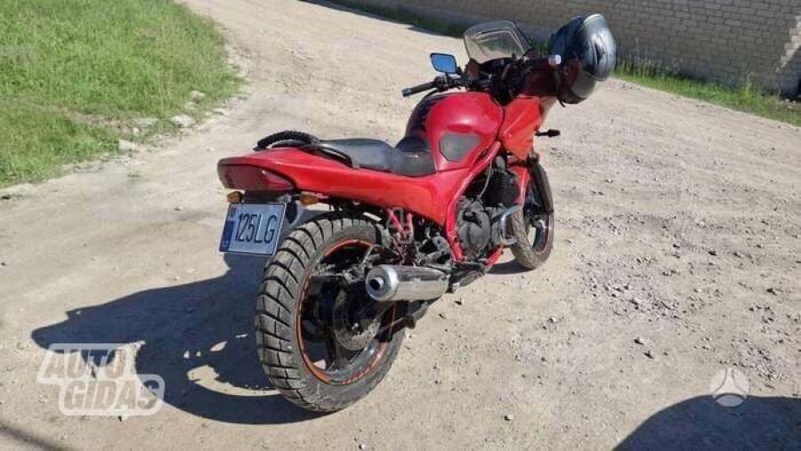 Sarkans Yamaha XJ 600 2001 Kauņa, ar dzinēja tilpumu 0.60 L un nobraukumu 46 tūkst. km par 1200 €, foto 6 vietnē AUTOMOTO.COM.LV