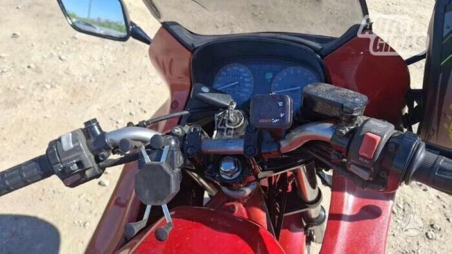 Sarkans Yamaha XJ 600 2001 Kauņa, ar dzinēja tilpumu 0.60 L un nobraukumu 46 tūkst. km par 1200 €, foto 8 vietnē AUTOMOTO.COM.LV
