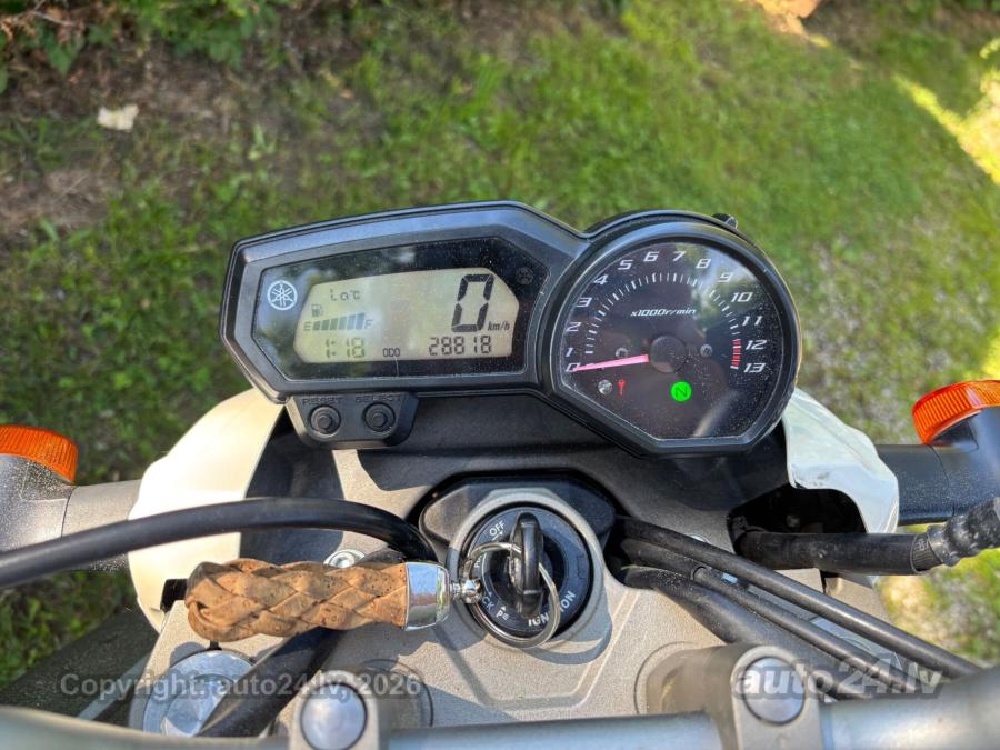 White Yamaha XJ 600 2011 in Tallinn, with an engine capacity of 0.60 L and mileage of 29 thousand km for 3500 €, photo 5 on AUTOMOTO.COM.LV