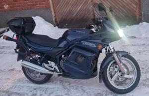 Zils Yamaha XJ 600S 1998 Šauļi, ar dzinēja tilpumu 0.60 L un nobraukumu 34 tūkst. km par 1800 €, foto 2 vietnē AUTOMOTO.COM.LV