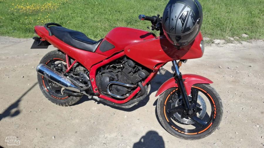 Yamaha XJ 600S 1992 in Kaunas, with an engine capacity of 0.00 L and mileage of 0 thousand km for 1200 €, photo 8 on AUTOMOTO.COM.LV