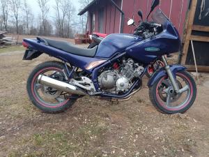 Yamaha XJ 600S 1994 Anykščiai, ar dzinēja tilpumu 0.00 L un nobraukumu 0 tūkst. km par 800 €, foto  vietnē AUTOMOTO.COM.LV