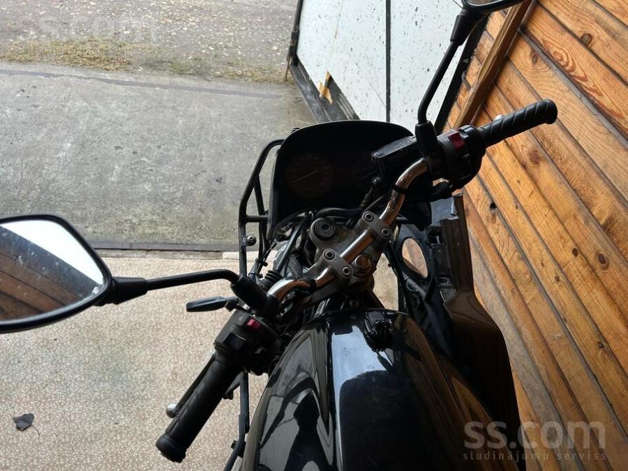 Yamaha XJ 600S 1997 in Riga, with an engine capacity of 0.60 L and mileage of 0 thousand km for 455 €, photo 6 on AUTOMOTO.COM.LV