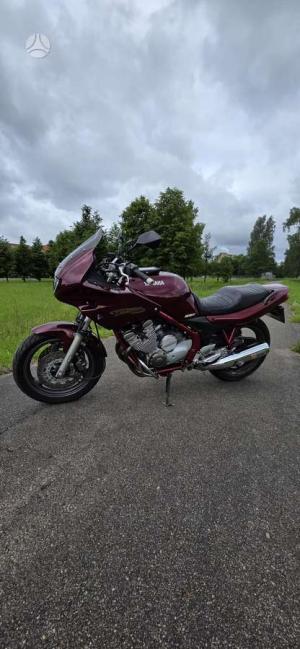 Ямаха XJ 600S 1998 в Паневежис, объемом двигателя 0.60 л и пробегом 70 тыс. км за 1000 €, фото  на AUTOMOTO.COM.LV