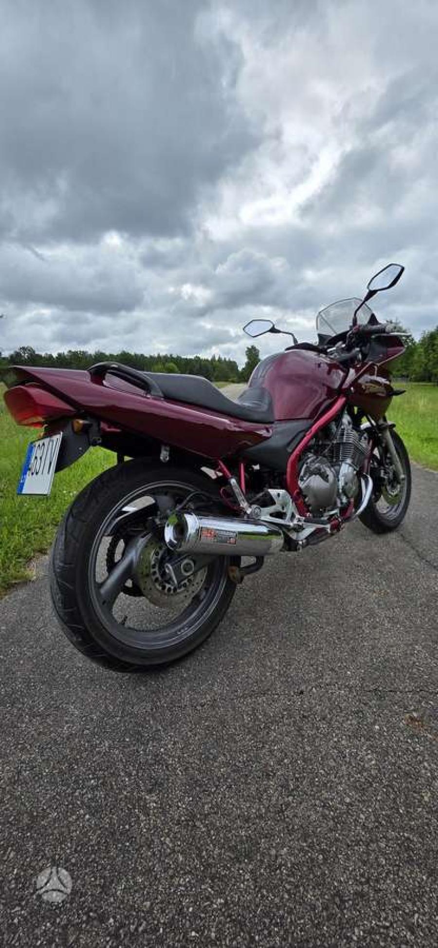 Ямаха XJ 600S 1998 в Паневежис, объемом двигателя 0.60 л и пробегом 70 тыс. км за 1000 €, фото 13 на AUTOMOTO.COM.LV