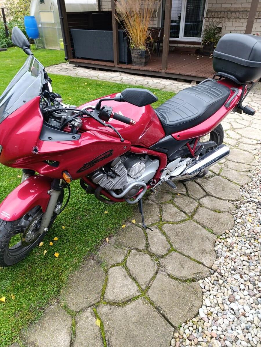 Yamaha XJ 600S 2001 in Vilnius, with an engine capacity of 0.00 L and mileage of 0 thousand km for 900 €, photo 5 on AUTOMOTO.COM.LV