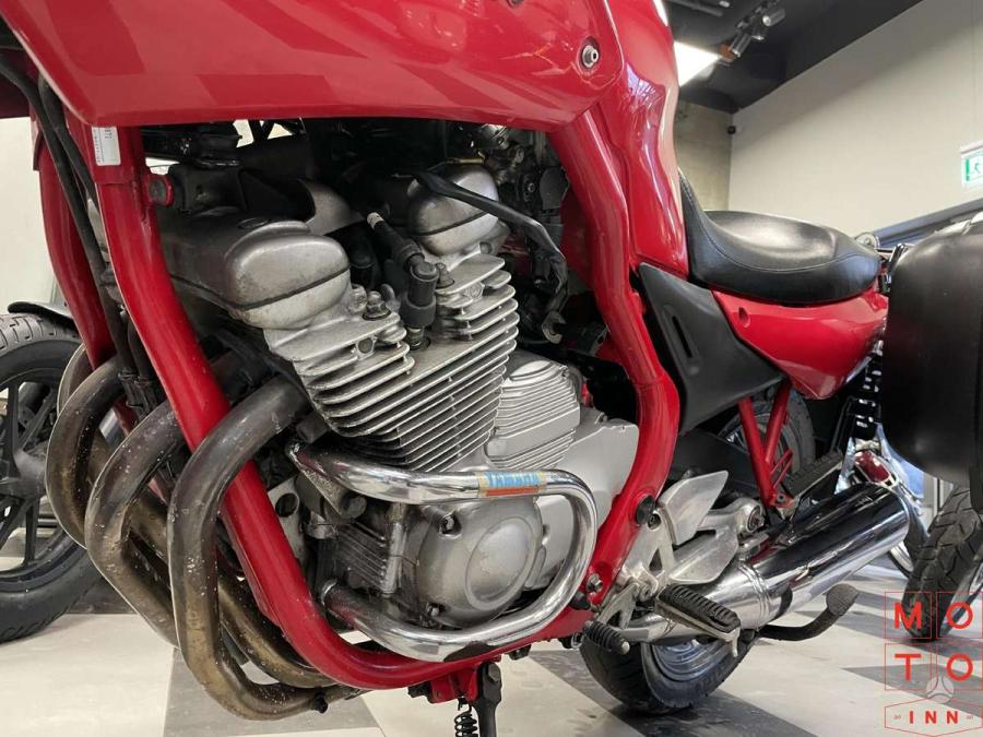Red Yamaha XJ 600S 1996 in Riga, with an engine capacity of 0.60 L and mileage of 38 thousand km for 1599 €, photo 11 on AUTOMOTO.COM.LV