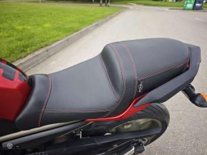 Red Yamaha XJ 600S 2010 in Mazeikiai, with an engine capacity of 0.60 L and mileage of 43 thousand km for 2400 €, photo 6 on AUTOMOTO.COM.LV