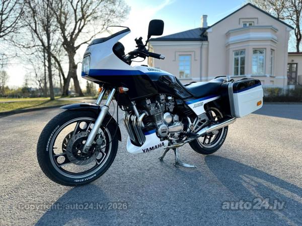 Серый Ямаха XJ 900 1991 в Таллин, объемом двигателя 0.89 л и пробегом 77 тыс. км за 2490 €, фото 1 на AUTOMOTO.COM.LV