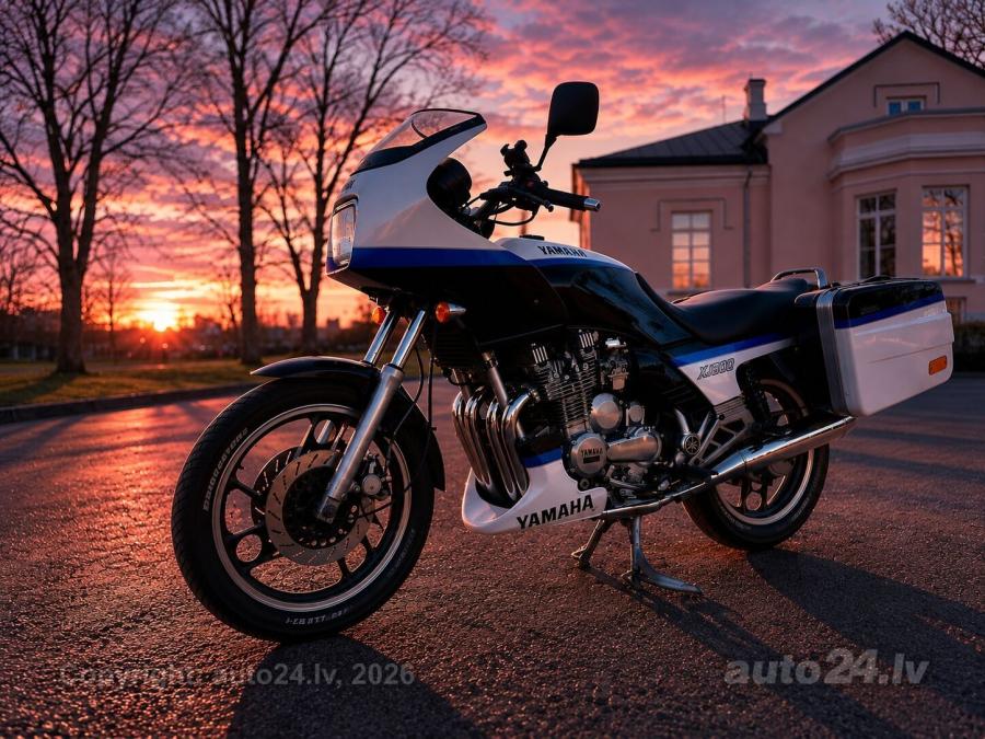 Grey Yamaha XJ 900 1991 in Tallinn, with an engine capacity of 0.89 L and mileage of 77 thousand km for 2490 €, photo 8 on AUTOMOTO.COM.LV