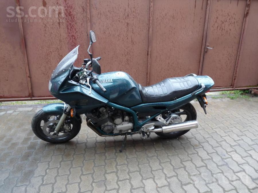 Yamaha XJ 900 2001 Rīga, ar dzinēja tilpumu 0.90 L un nobraukumu 0 tūkst. km par 2100 €, foto 4 vietnē AUTOMOTO.COM.LV