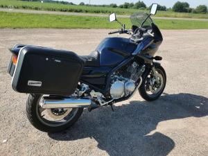 Синий Ямаха XJ 900S 1999 в Ширвинтос, объемом двигателя 0.90 л и пробегом 21 тыс. км за 2200 €, фото 4 на AUTOMOTO.COM.LV