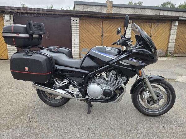 Yamaha XJ 900S 1994 in Riga, with an engine capacity of 0.90 L and mileage of 0 thousand km for 1800 €, photo 4 on AUTOMOTO.COM.LV