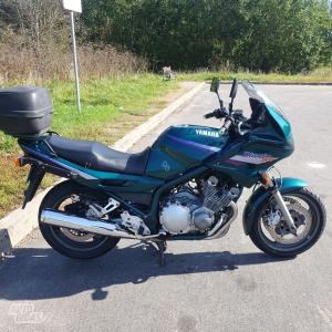 Yamaha XJ 900S 1995 in Vilnius, with an engine capacity of 0.89 L and mileage of 0 thousand km for 1300 €, photo 6 on AUTOMOTO.COM.LV