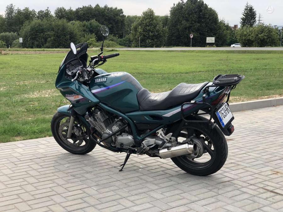 Ямаха XJ 900S 1995 в Ширвинтос, объемом двигателя 0.90 л и пробегом 100 тыс. км за 1100 €, фото 5 на AUTOMOTO.COM.LV