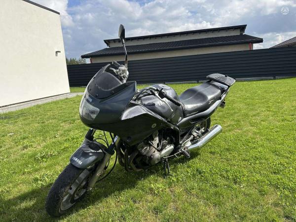 Yamaha XJ 900S 1999 Šalčininkai vietnē Yamaha XJ 900S 1999 Šalčininkai, ar dzinēja tilpumu 0.90 L un nobraukumu 59 tūkst. km par 1399 €, foto 4 vietnē AUTOMOTO.COM.LV