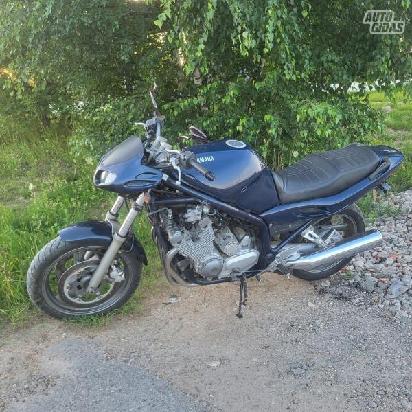 Yamaha XJ 900S 1999 Kauņa, ar dzinēja tilpumu 0.90 L un nobraukumu 0 tūkst. km par 960 €, foto 7 vietnē AUTOMOTO.COM.LV