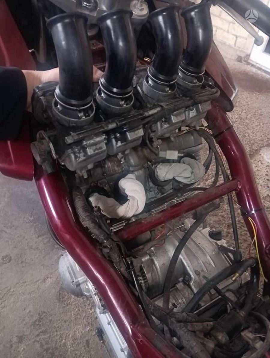 Yamaha XJ 900S 2000 Klaipėda, ar dzinēja tilpumu 0.90 L un nobraukumu 50 tūkst. km par 1200 €, foto 7 vietnē AUTOMOTO.COM.LV