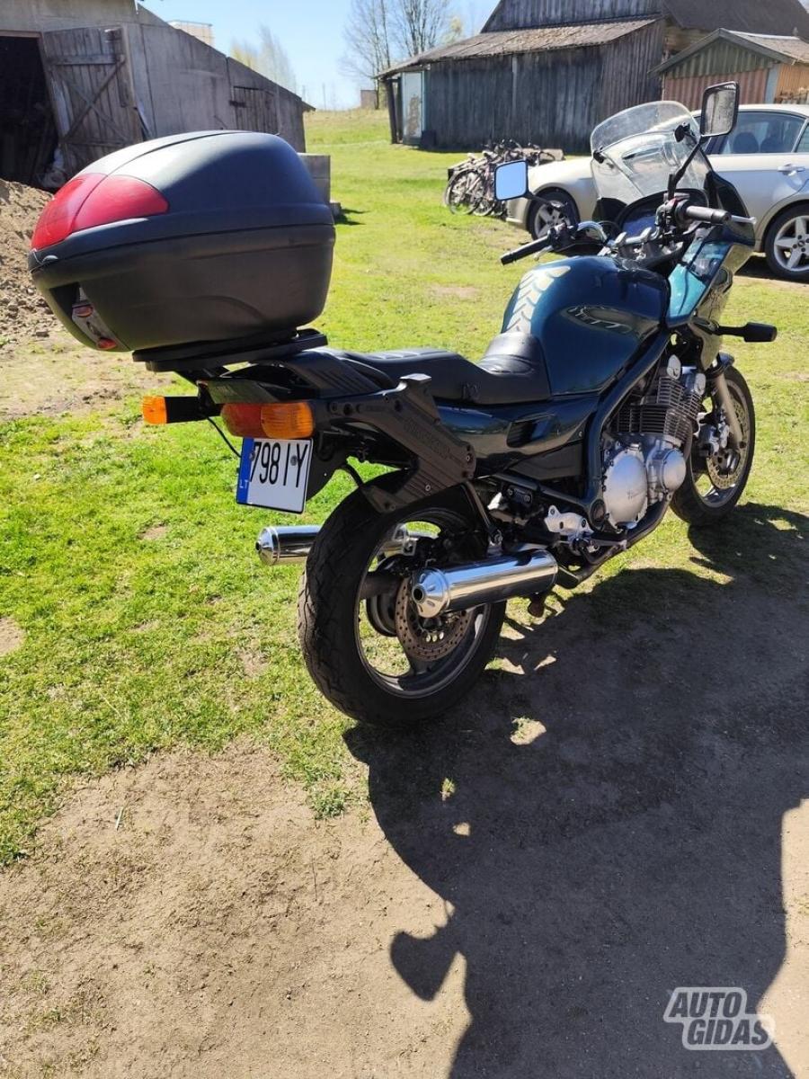 Yamaha XJ 900S 2001 Telšiai, ar dzinēja tilpumu 0.90 L un nobraukumu 97 tūkst. km par 1350 €, foto 5 vietnē AUTOMOTO.COM.LV
