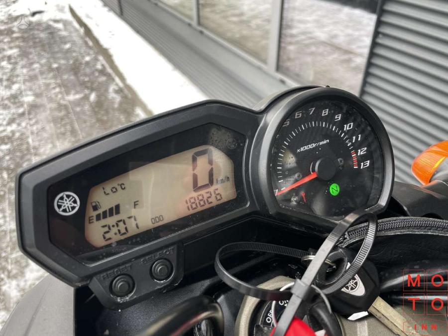 Melns Yamaha XJ 2009 Rīga, ar dzinēja tilpumu 0.60 L un nobraukumu 18 tūkst. km par 3799 €, foto 7 vietnē AUTOMOTO.COM.LV