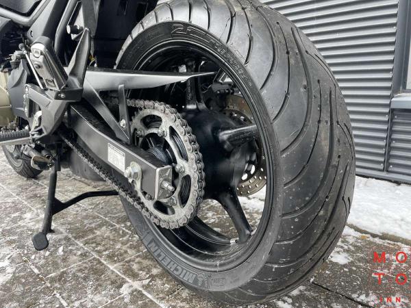 Черный Ямаха XJ 2009 в Рига, объемом двигателя 0.60 л и пробегом 18 тыс. км за 3799 €, фото 11 на AUTOMOTO.COM.LV