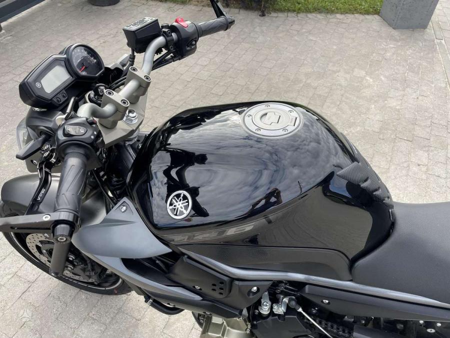 Black Yamaha XJ 2009 in Klaipeda, with an engine capacity of 0.60 L and mileage of 25 thousand km for 3700 €, photo 19 on AUTOMOTO.COM.LV