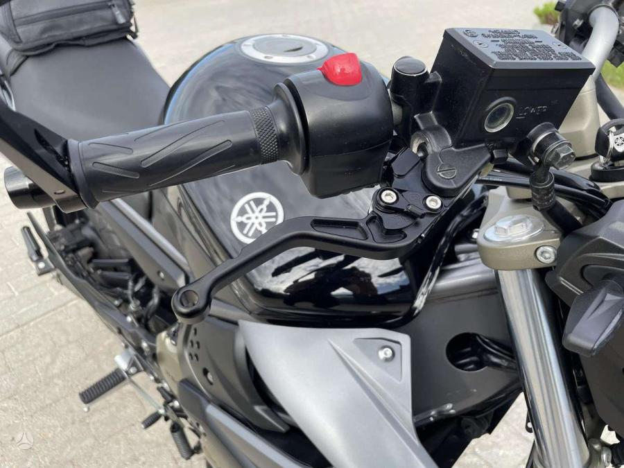 Black Yamaha XJ 2009 in Klaipeda, with an engine capacity of 0.60 L and mileage of 25 thousand km for 3700 €, photo 25 on AUTOMOTO.COM.LV