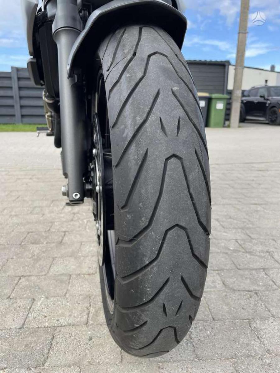 Black Yamaha XJ 2009 in Klaipeda, with an engine capacity of 0.60 L and mileage of 25 thousand km for 3700 €, photo 27 on AUTOMOTO.COM.LV