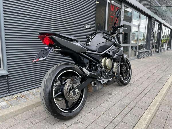 Black Yamaha XJ 2010 in Riga, with an engine capacity of 0.60 L and mileage of 42 thousand km for 3499 €, photo 4 on AUTOMOTO.COM.LV