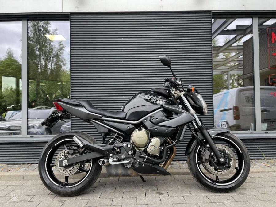 Black Yamaha XJ 2010 in Riga, with an engine capacity of 0.60 L and mileage of 42 thousand km for 3499 €, photo 6 on AUTOMOTO.COM.LV
