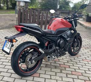 Melns Yamaha XJ 2012 Telšiai, ar dzinēja tilpumu 0.60 L un nobraukumu 28 tūkst. km par 2850 €, foto 4 vietnē AUTOMOTO.COM.LV