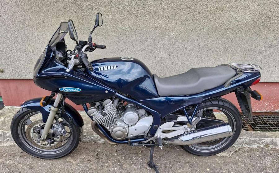 Green Yamaha XJ 1995 in Kaunas, with an engine capacity of 0.60 L and mileage of 36 thousand km for 1250 €, photo 3 on AUTOMOTO.COM.LV