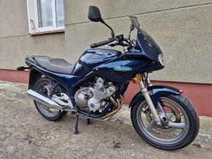 Green Yamaha XJ 1995 in Kaunas, with an engine capacity of 0.60 L and mileage of 36 thousand km for 1250 €, photo 6 on AUTOMOTO.COM.LV
