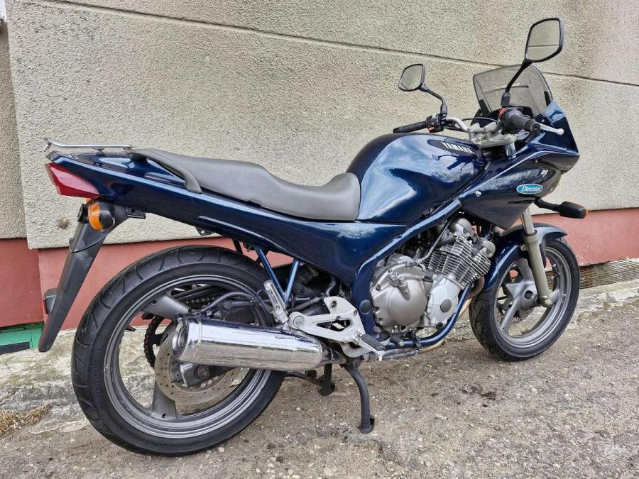 Green Yamaha XJ 1995 in Kaunas, with an engine capacity of 0.60 L and mileage of 36 thousand km for 1250 €, photo 7 on AUTOMOTO.COM.LV