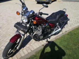 Sarkans Yamaha XJ 1989 Prienai, ar dzinēja tilpumu 0.75 L un nobraukumu 55 tūkst. km par 1000 €, foto 2 vietnē AUTOMOTO.COM.LV