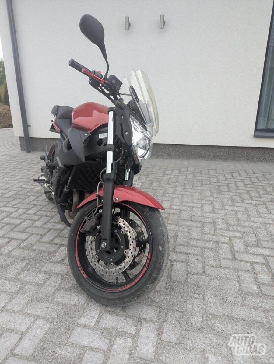 Sarkans Yamaha XJ 2012 Viļņa, ar dzinēja tilpumu 0.60 L un nobraukumu 28 tūkst. km par 2800 €, foto 2 vietnē AUTOMOTO.COM.LV