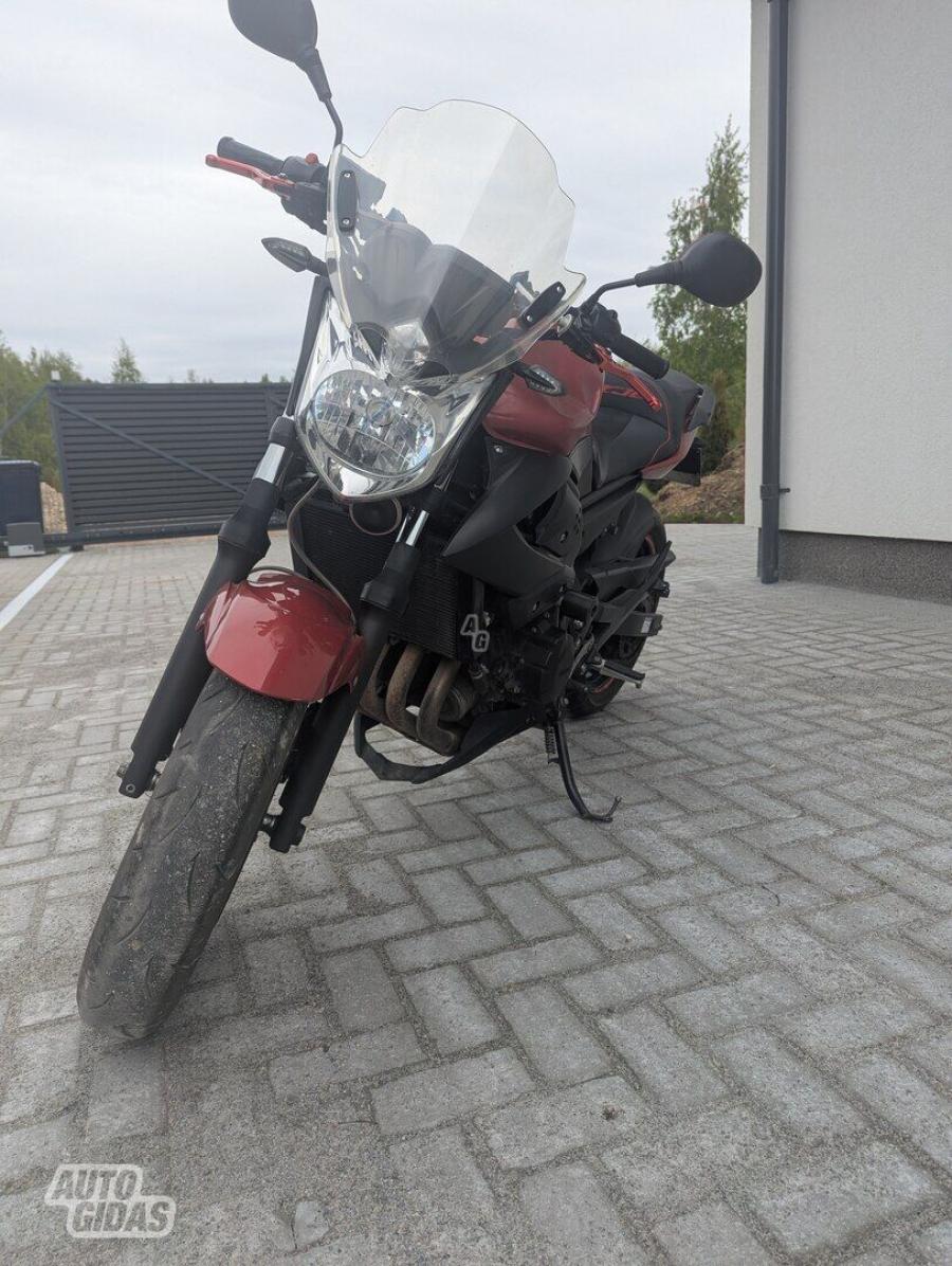 Sarkans Yamaha XJ 2012 Viļņa, ar dzinēja tilpumu 0.60 L un nobraukumu 28 tūkst. km par 2800 €, foto 3 vietnē AUTOMOTO.COM.LV
